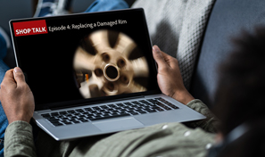 How to create an iris transition effect