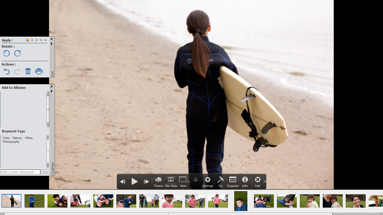 View video and full‑screen images in Elements Organizer